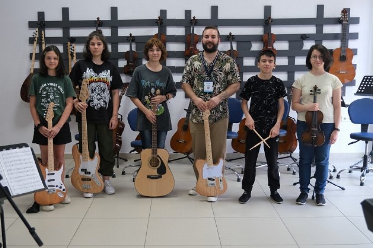 Kocaeli'nde gençliğe değer katılıyor | Ufuk Gazetesi