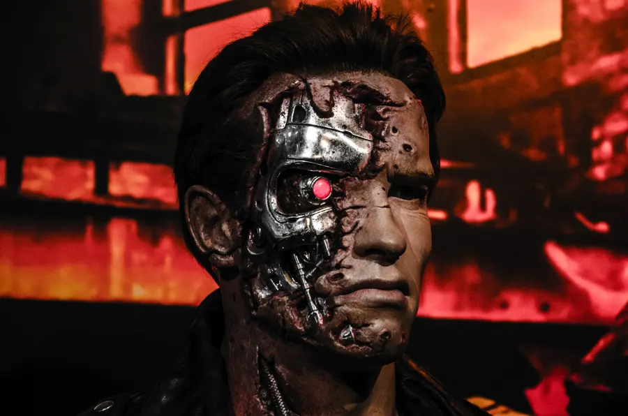 "Terminator 2: Judgment Day" Filminde T-800 Kaç Kişiyi Öldürmüştür ...