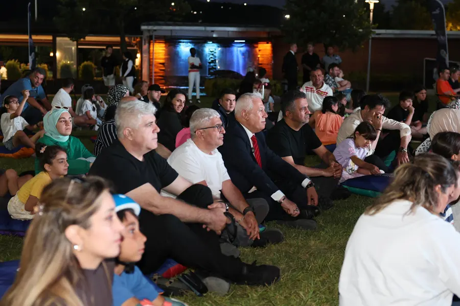 Bursa’da Bilim Rüzgârı: MobilFest 2025 Başladı | Ufuk Gazetesi